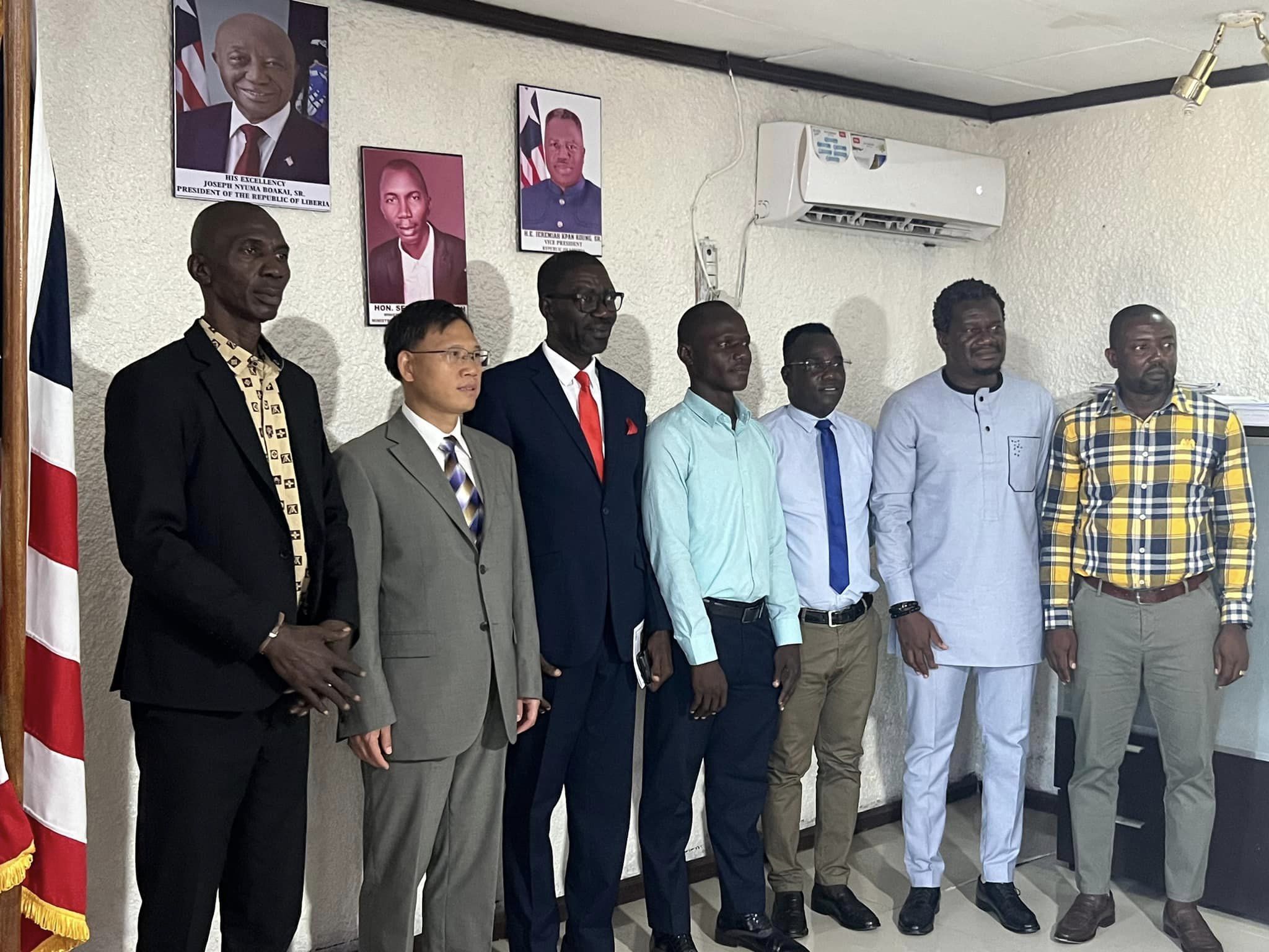 Chinese Government Donates Solar Panels to MOPT – Ministry of Posts and ...